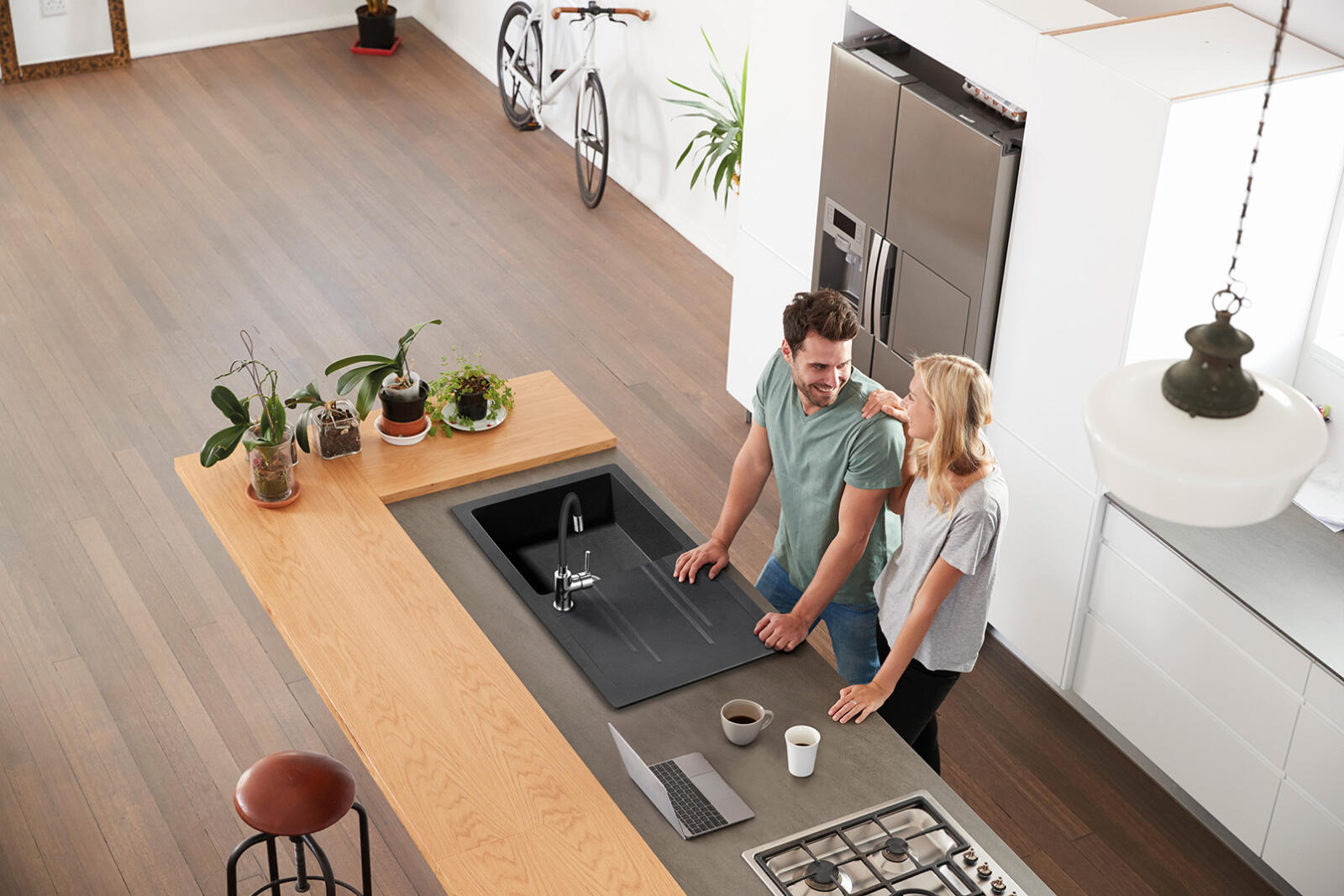 Baterija za sudoperu Zumba Flexy crna - Noks